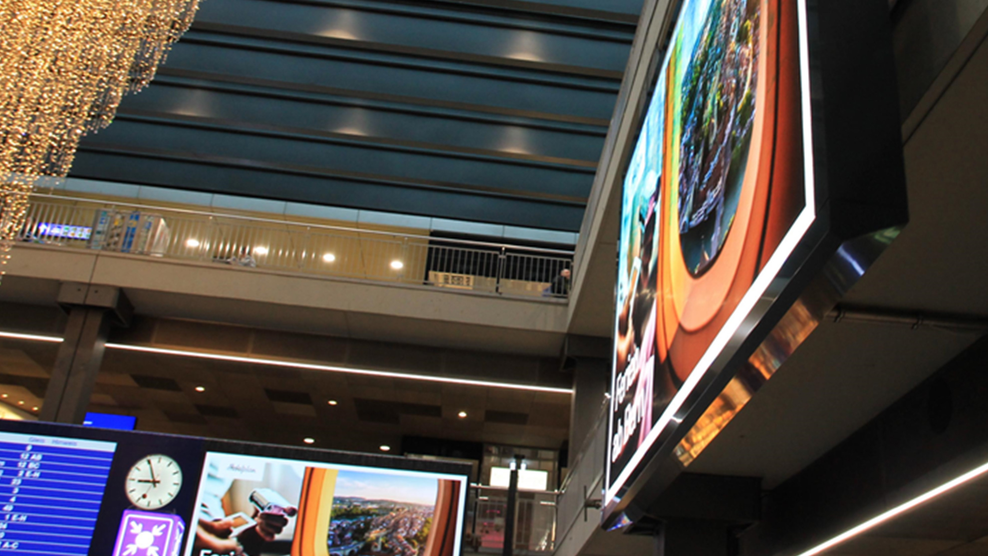 SBB BAHNHOF BERN AND AARAUER SUCCESSFUL DELIVERY OF THE NEW eBOARDS ...